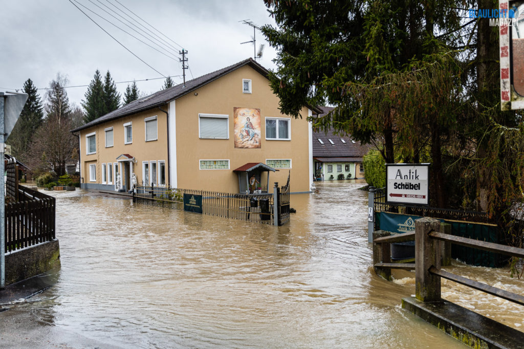 Dauerregen führte zu Hochwasser in Bayern | Blaulicht-Magazin.net